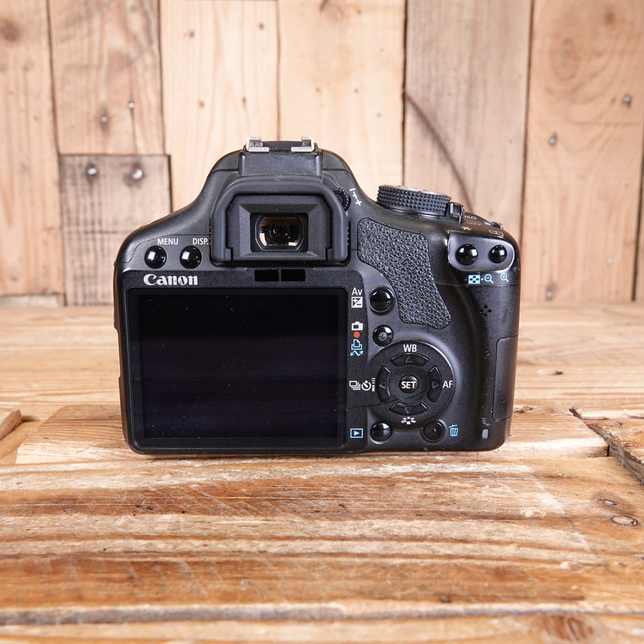 Refurbished and Used DSLR Cameras